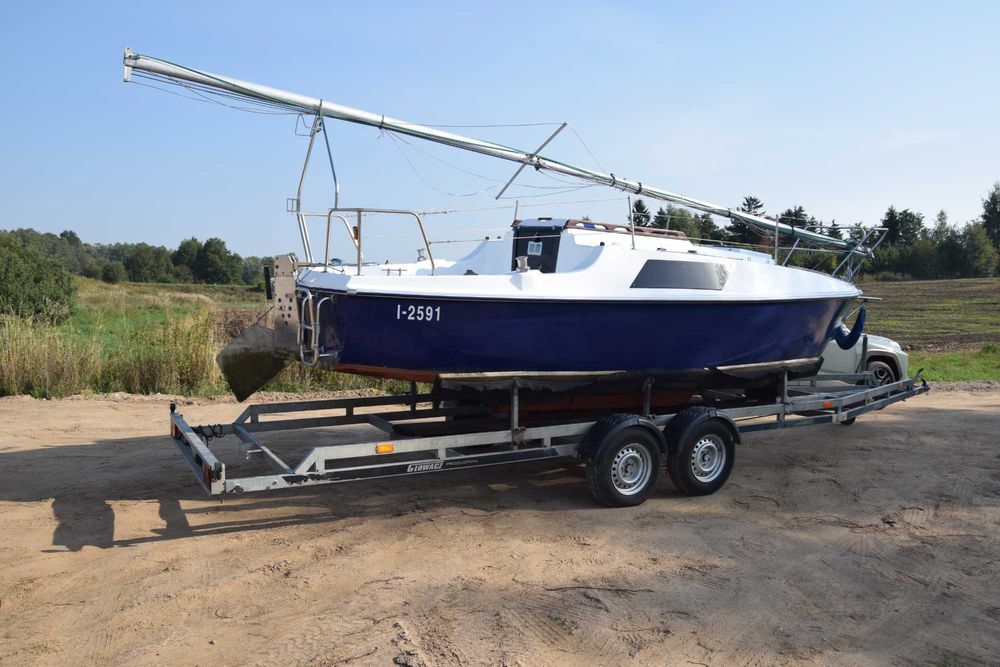 Jacht żaglowy VENUS Giżycko • OLX.pl