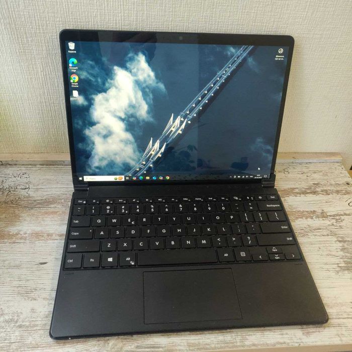 Microsoft surface pro x ARM SQ1/8gb/128gb планшет: 16 099 грн ...