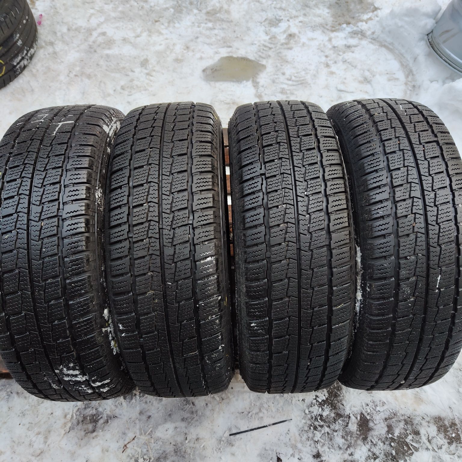 Hankook winter rw06 205/60/16c komplet Nysa • OLX.pl