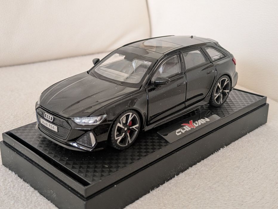 Model Audi RS6, auto, resorak 1:32, światła LED. Warszawa Targówek • OLX.pl