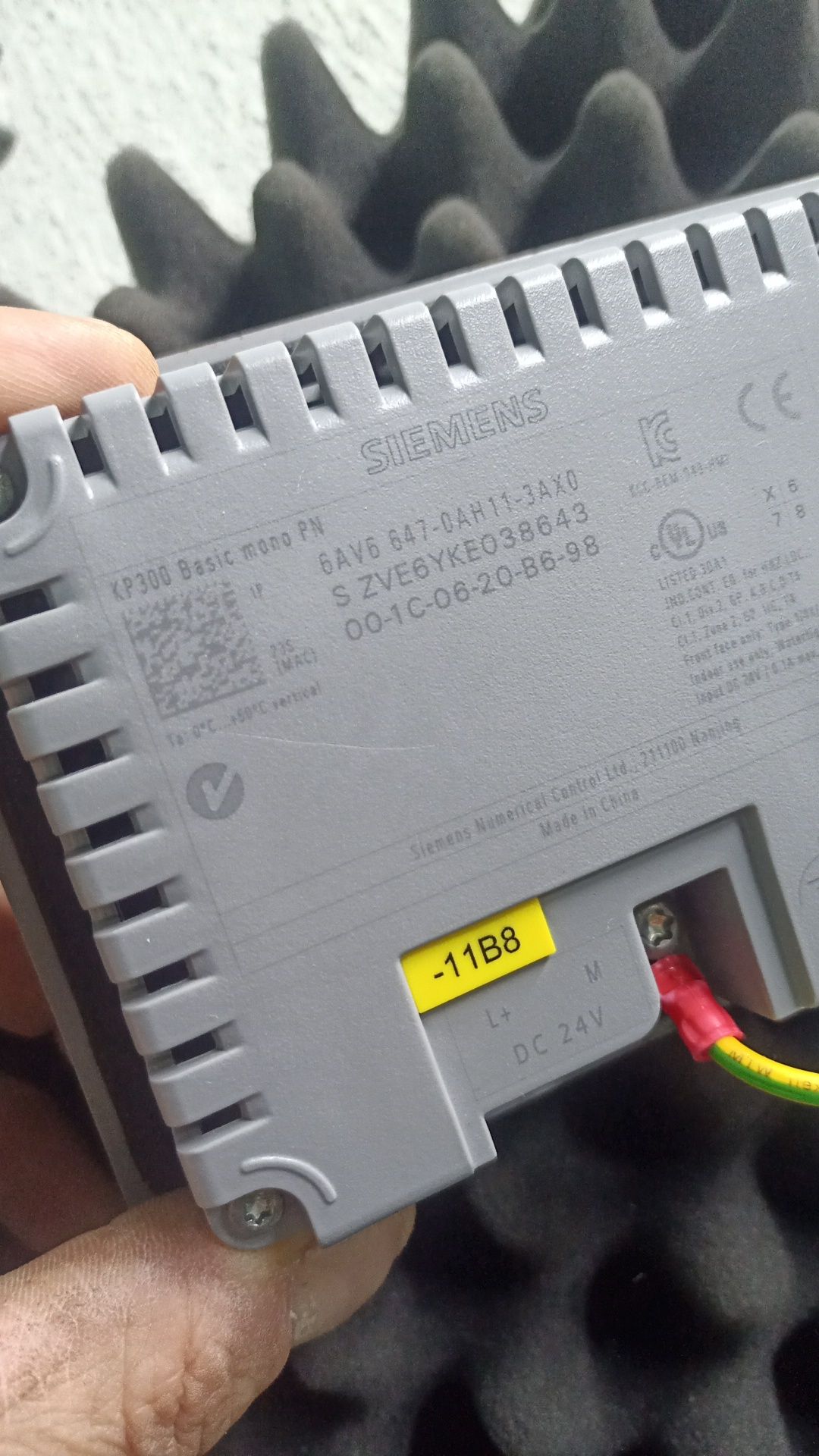 Siemens Simatic KP 300 Panel operatorski Regulator Napiecia HMI ... Siemens Simatic KP 300 Panel operatorski Regulator Napiecia HMI ...