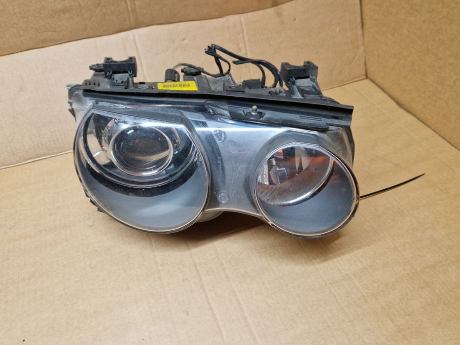 Lampa prawa przednia ksenonowa reflektor prawy xenon BMW E46 Compact Żukówko • OLX.pl