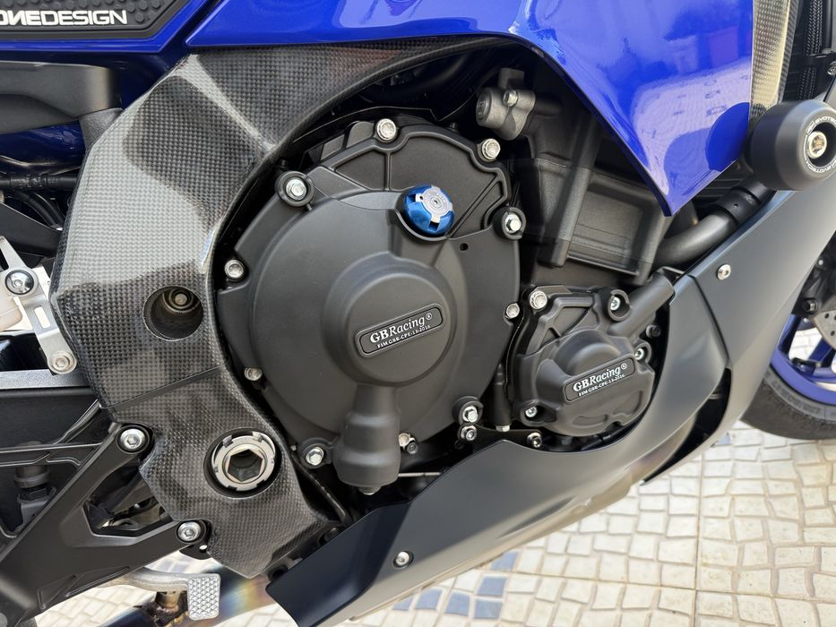 Yamaha R1 race blue Quelfes • OLX.pt