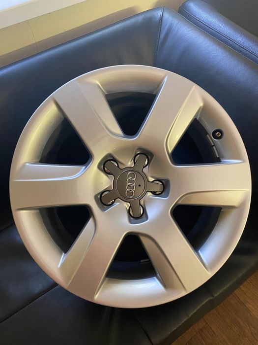 Оригинальные диски Audi A-8 R17 ориг. номер 4H0 601 025 A: 100 ...
