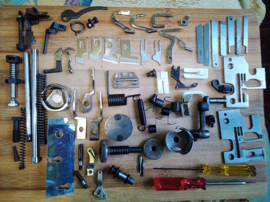 Запчасти для швейных машин и оверлоков.: 160 грн. - Швейні машини та ...