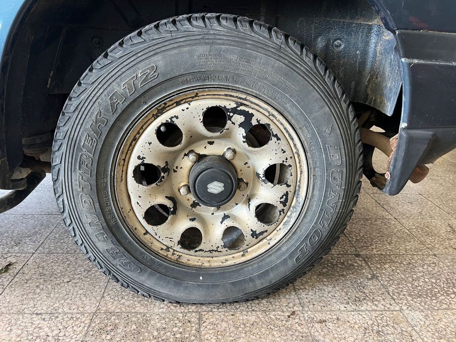 4x Jantes com pneus 195 80 R15/ 5x139.7 Suzuki Samurai/Vitara/Santana ...