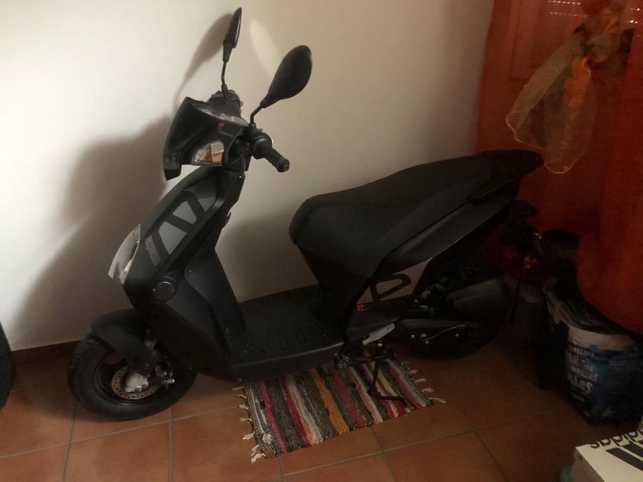 Mota Generic Epic 50cc Trouxemil E Torre De Vilela • OLX.pt
