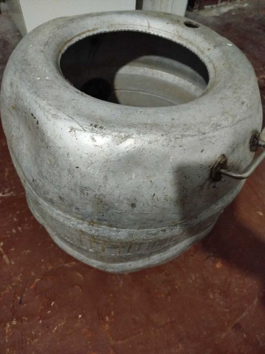 Продається алюмінієва пивна бочка часів СССР на 100 л- 1500грн: 1 500 ...