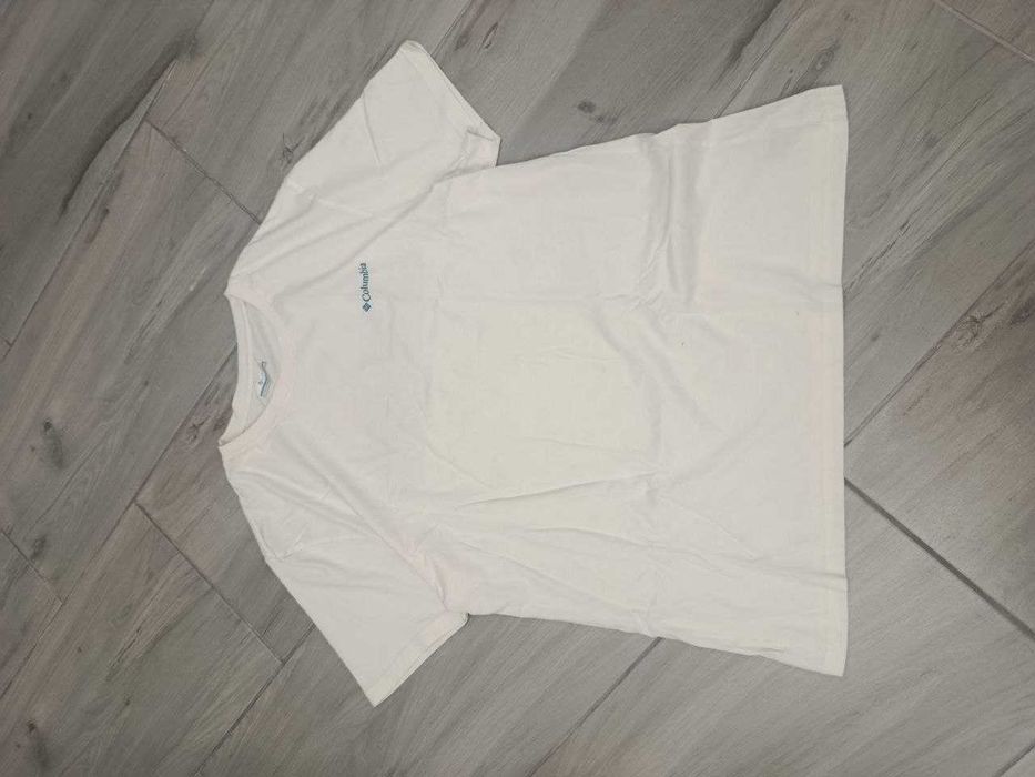 Футболка Columbia Graphic Tee: 500 грн. - Футболки Пирятин на Olx