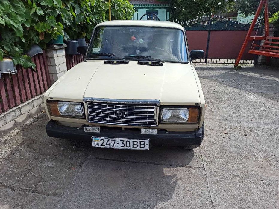 Продам машину ВАЗ 2107: 800 $ - ВАЗ Велика Волиця на Olx