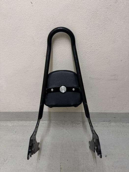 Sissy Bar Harley Davidson com encosto e bagageiro Cidade Da Maia • OLX.pt