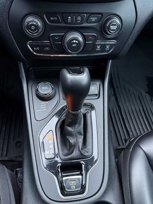 Jeep Cheerokee 2019: 19 900 грн. - Jeep Харків на Olx