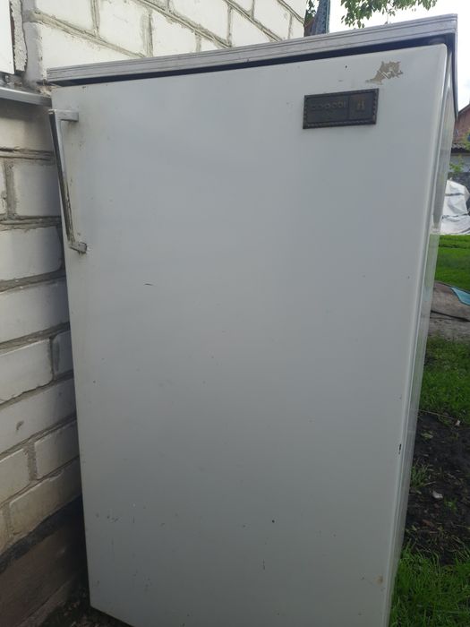Холодильник в не робочому стані: 299 грн. - Холодильники Чорнобай на Olx