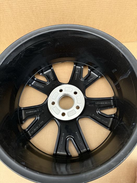 Volvo S60 V60 S90 V90 R-design felga 18 cali NOWA Kraków Prądnik ...