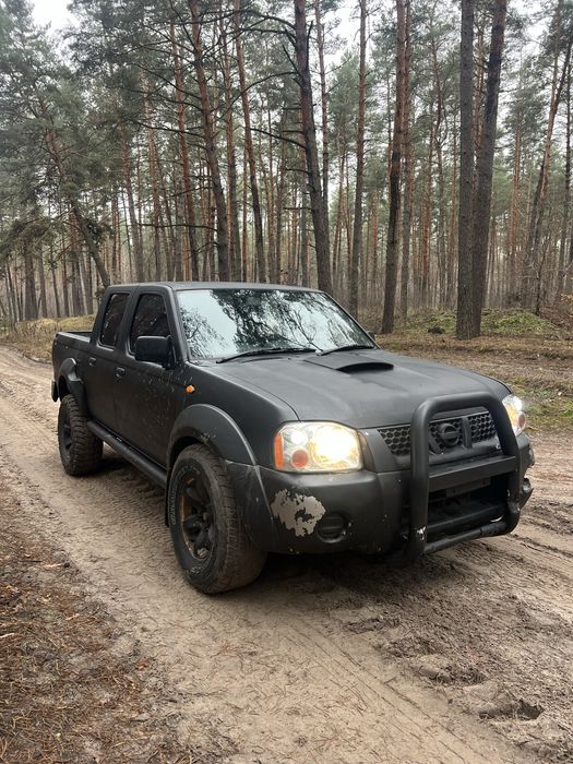 Nissan Navara 2.5 dizel: 3 700 $ - Nissan Котельва на Olx