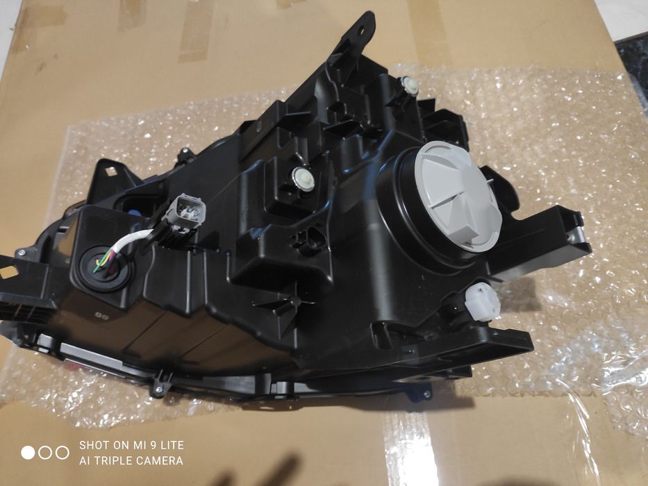 Фара Эклипс Кросс оригинал 2021+: 20 000 грн. - Передні фари Дніпро на Olx