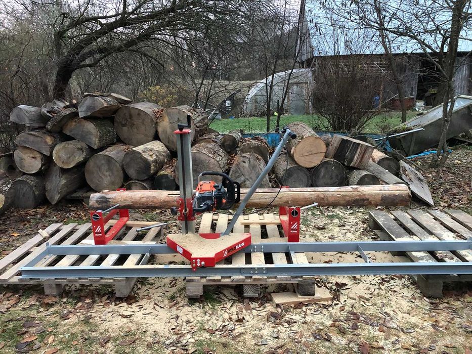 Mini trak mobilny traczek drewna kłód powystawowy przystawka do piły ...