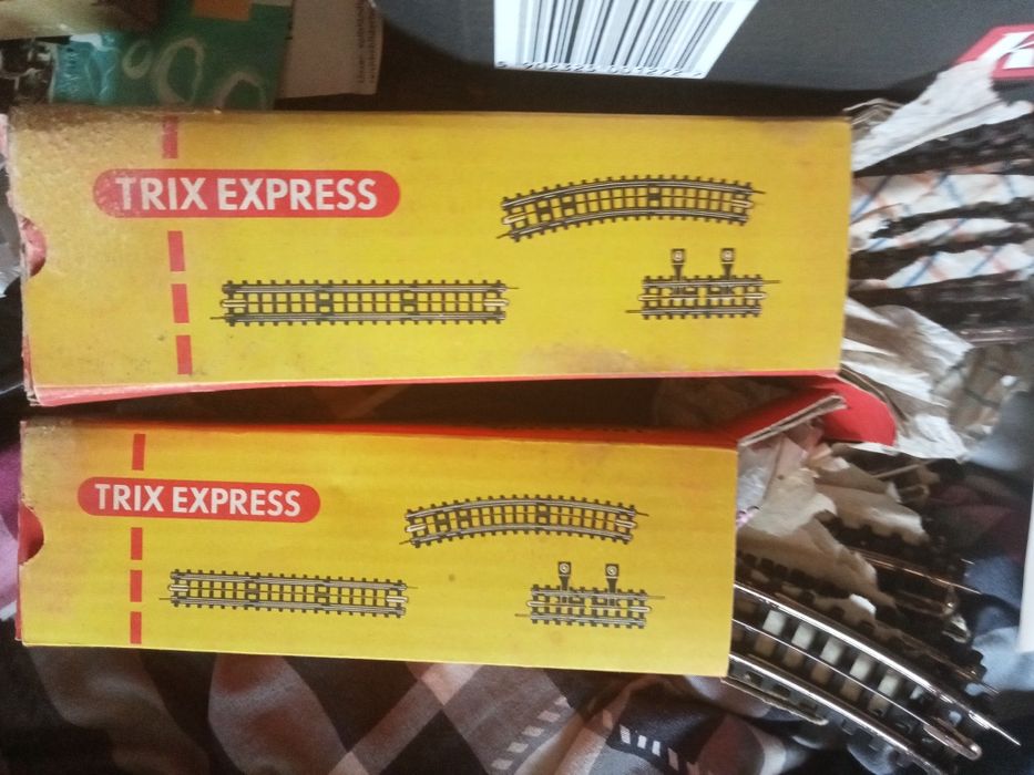 Lokomotywa kolejka wagony tory Trix Express h0 i in. w oryg. pudelkach Grójec • OLX.pl