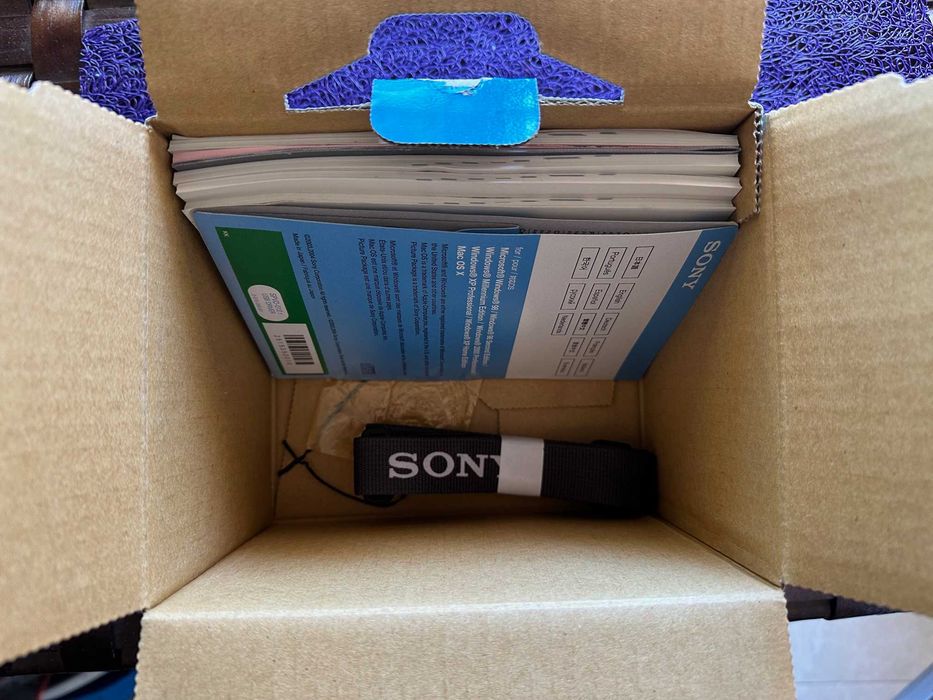 Caixa SONY Handycam DCR-HC19E Camcorder Mini DV Completa Braga ...