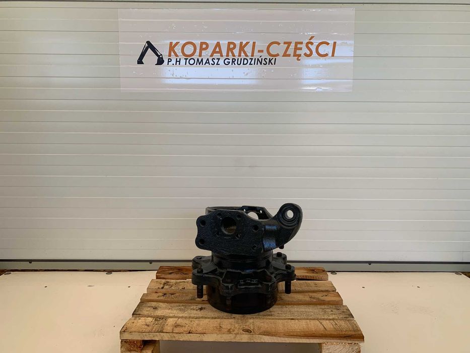 Kompletna zwolnica lewy przód New Holland LB, Hitachi, CASE 695 / 580 ...