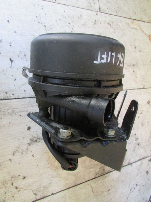Popa powietrza wtórnego Bmw e46 318i Przytoczno • OLX.pl