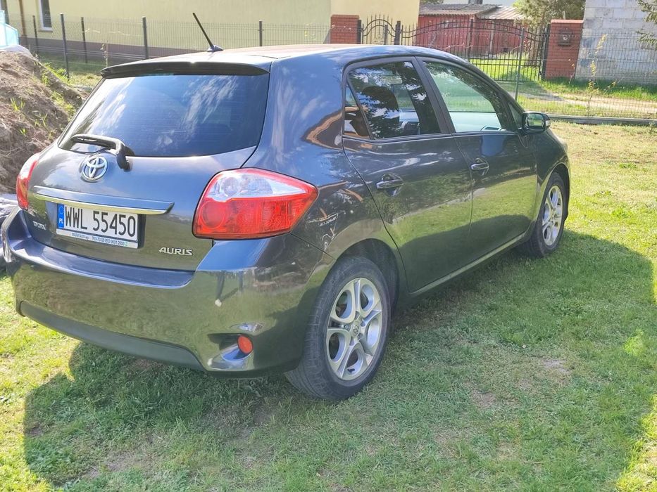 Toyota Auris 1.4 Diesel Marki • OLX.pl