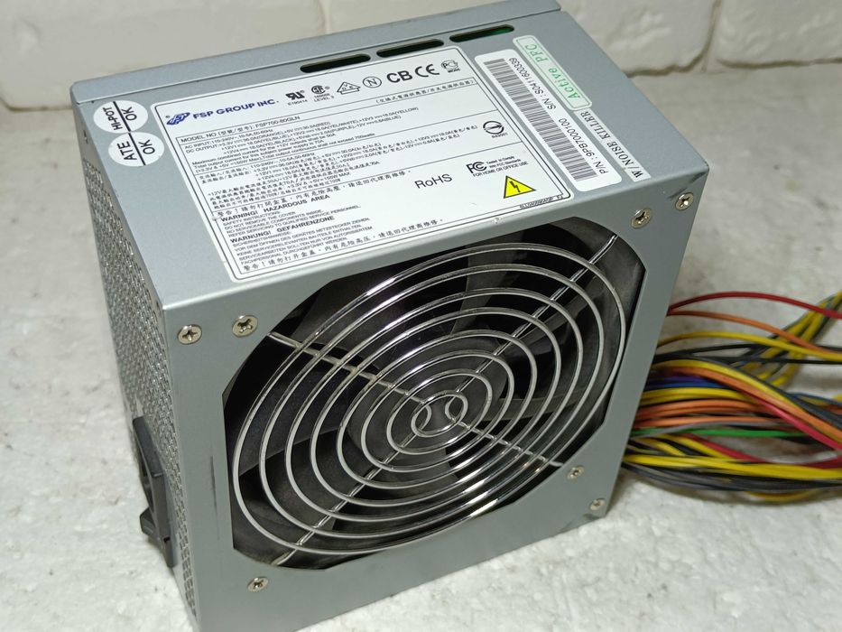 Блок живлення FSP 700W 80 PLUS модель FSP700-80GLN в НАЯВНОСТІ: 1 199 ...