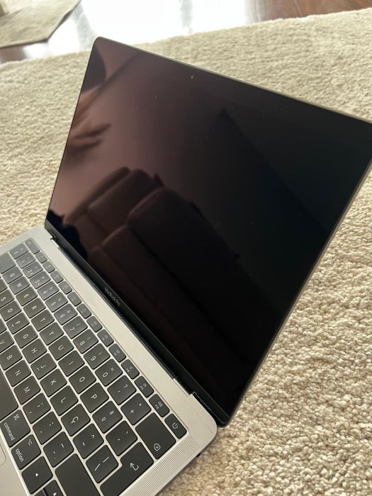 Macbook Pro 13 2017 (Apenas 177 ciclos de bateria) Santo António dos Olivais • OLX.pt