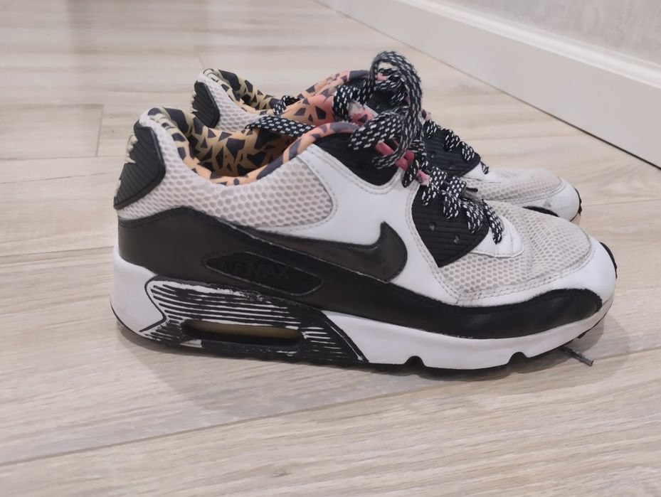 Кросівки білі Nike Air Max 38 розмір: 350 грн. - Кросівки для міста ...