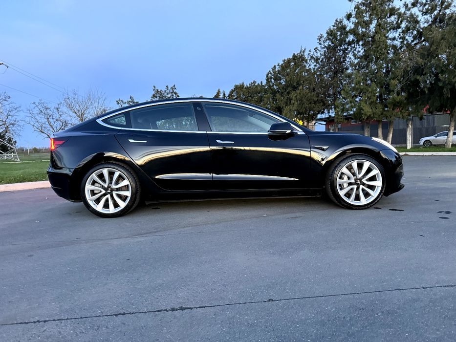 Продам автомобиль Tesla 3 из Нидерландов.: 15 300 $ - Tesla Ізмаїл на Olx