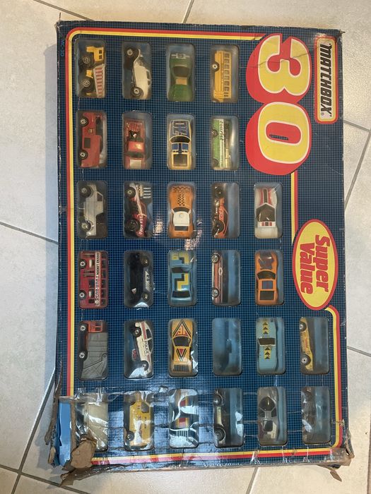 MATCHBOX 30 super value 40sto letni zestaw resoraków Grodzisk ...
