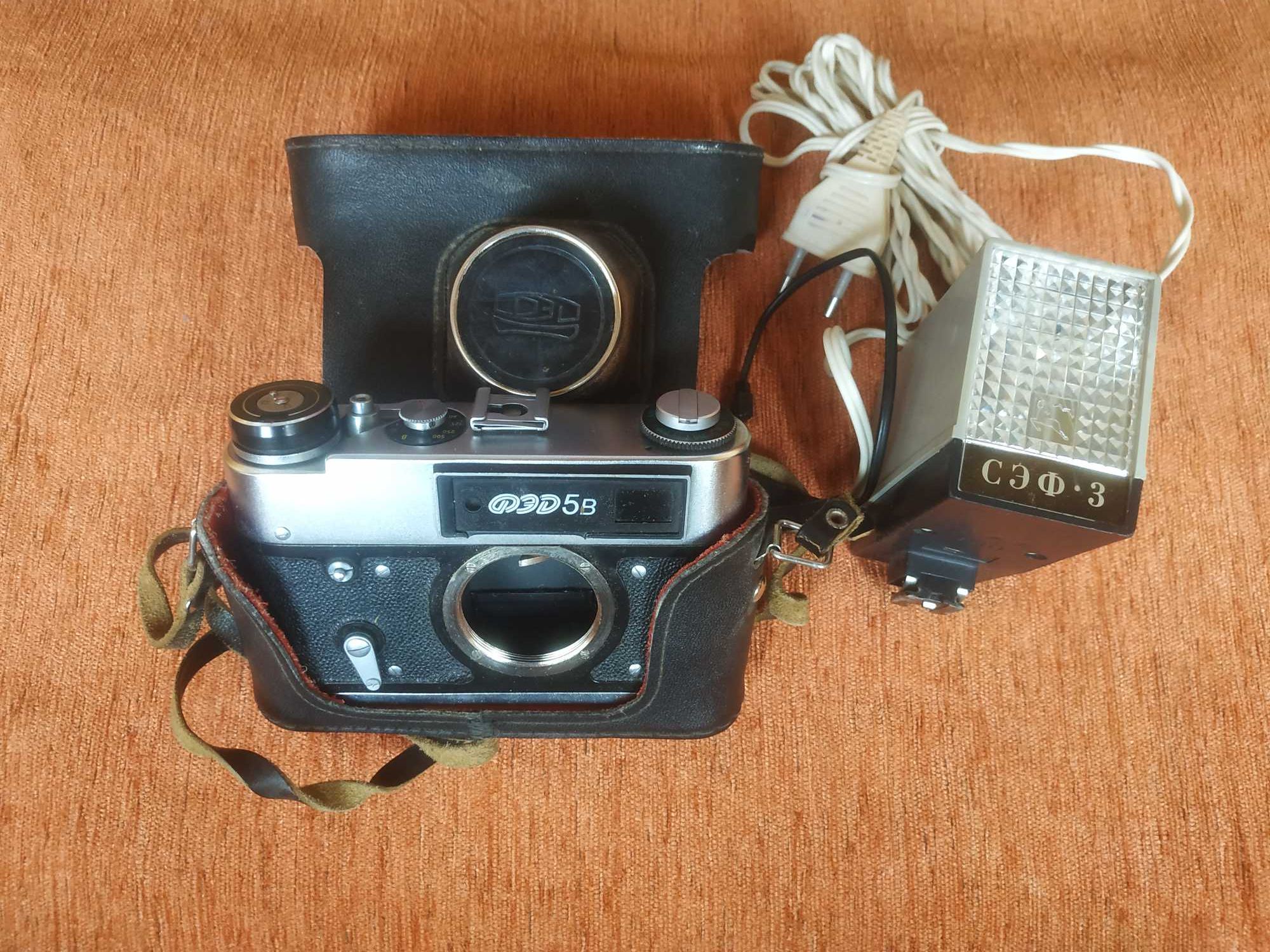 Фотоаппарат ФЕД-5В (без объектива)+вспышка СЭФ-3: 220 грн. - Плівкові ...