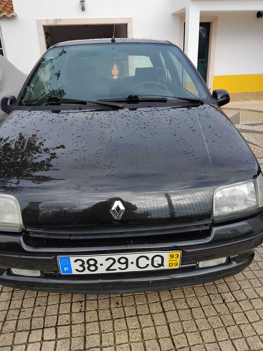 Vendo Renault Clio Rio de Moinhos • OLX.pt