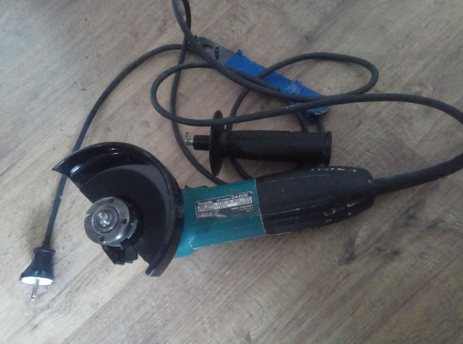 УШМ (болгарка) Makita GA4530 (ОРИГИНАЛ).: 1 100 грн ...