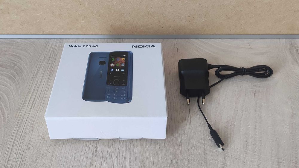 Мобільний телефон Nokia 225 4G DS Black (16QENB01A02): 599 грн. - Мобільні телефони / смартфони ...