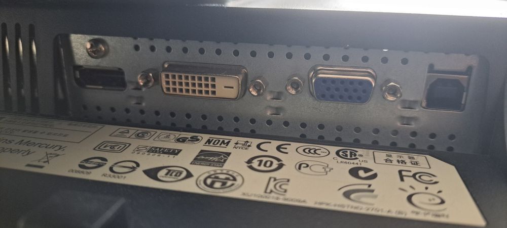 Monitor HP 19 polegadas Falagueira-Venda Nova • OLX.pt