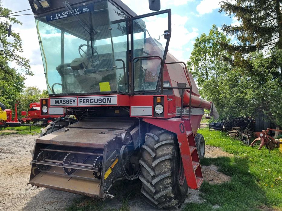 Kombajn zbożowy Massey Ferguson 27 Ochoża • OLX.pl