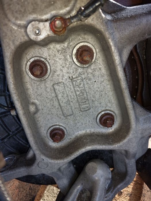 Maserati ghibli zwrotnica wahacz amortyzator komplet prawy lewy Kraków ...