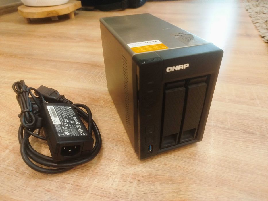 Serwer QNAP TS-253A 4GB RAM quad-core Zręcin • OLX.pl