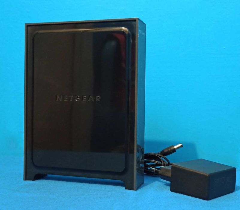 Wi-Fi роутер NETGEAR WNR2000: 350 грн. - Периферійні пристрої Київ на Olx