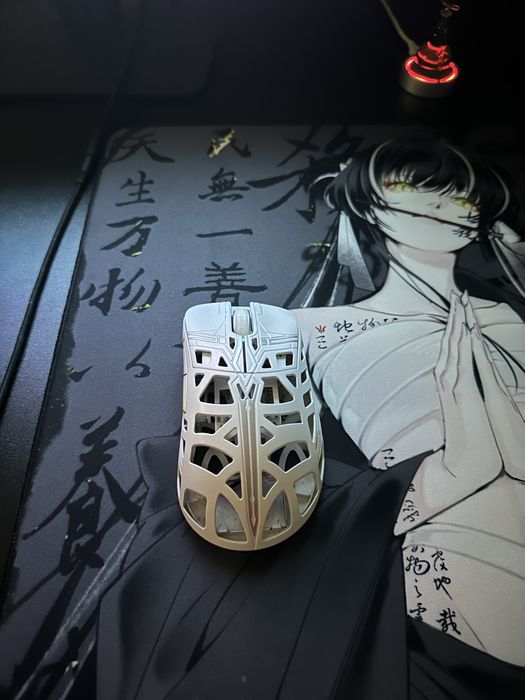 Wlmouse sword x white: 5 999 грн. - Периферійні пристрої Степне на Olx