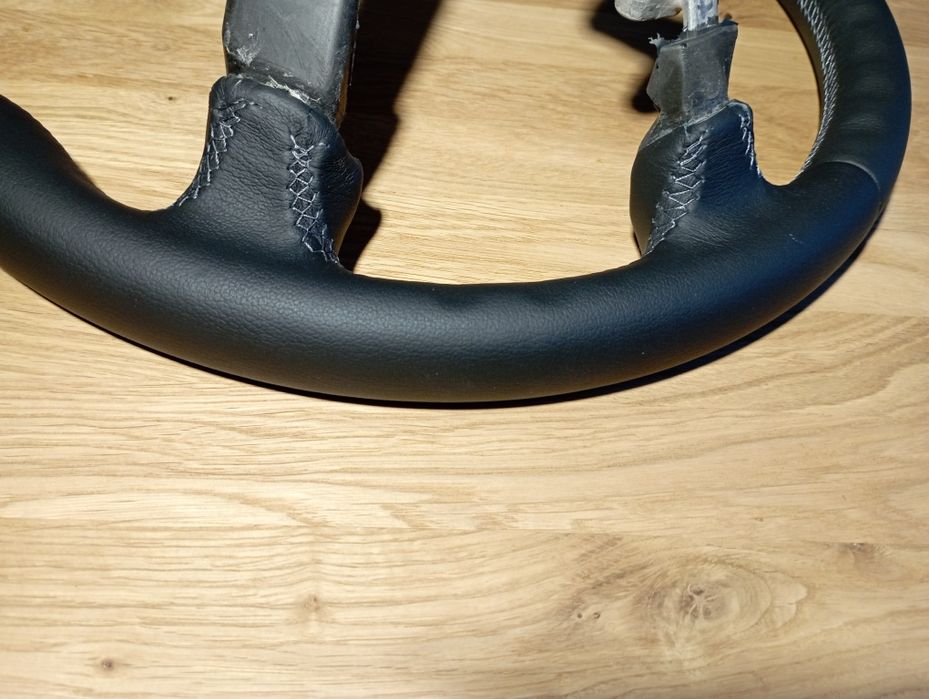 Руль Toyota Avensis t25 шкіра (перетяжка): 1 800 грн. - Керма та їхні ...