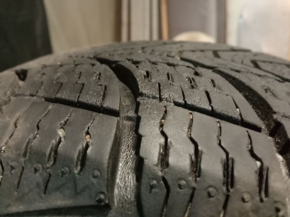 Зимова гума 205/55 r 16: 1 200 грн. - Автошини Чернігів на Olx
