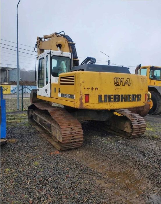 Екскаватор Liebherr R 914 2001: 26 000 $ - Екскаватори Львів на Olx