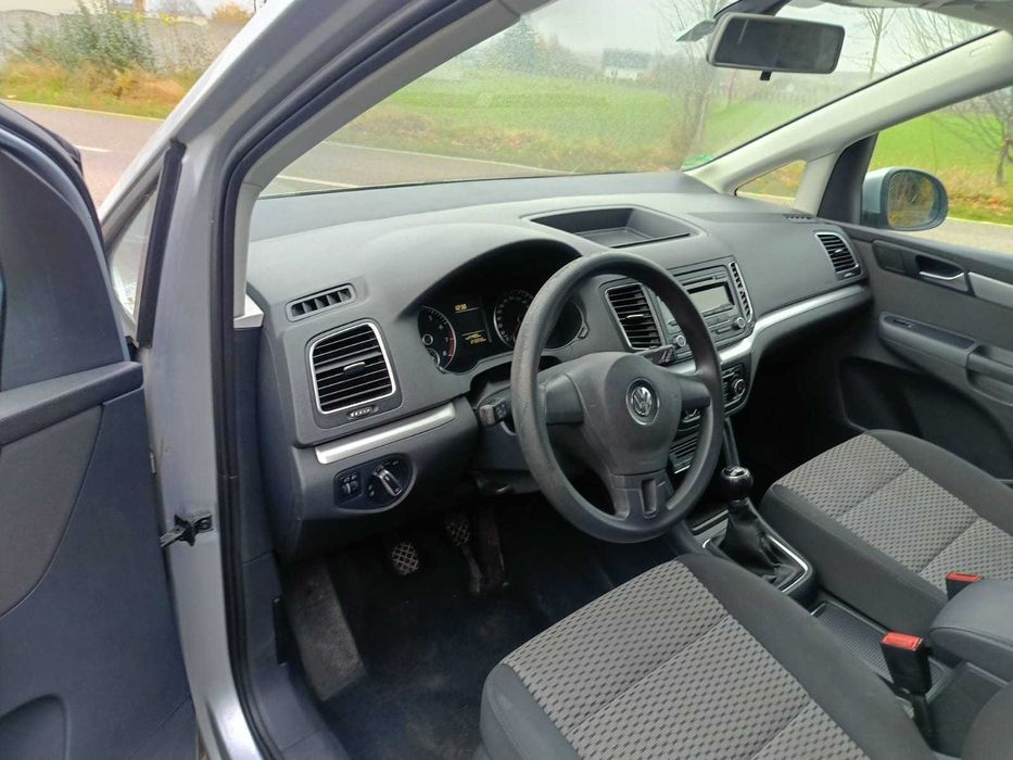 VW SHARAN 7N 1.4 TSI uszkodzone prawe drzwi Skarszewy • OLX.pl