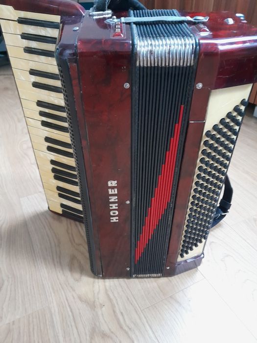 Akordeon Hohner 120 basów strój Musette Bestwina • OLX.pl