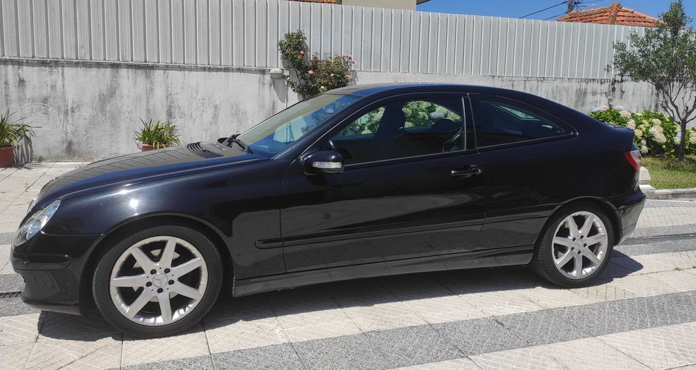 Mercedes C200 Sport Coupe Evolution Glória E Vera Cruz • OLX Portugal
