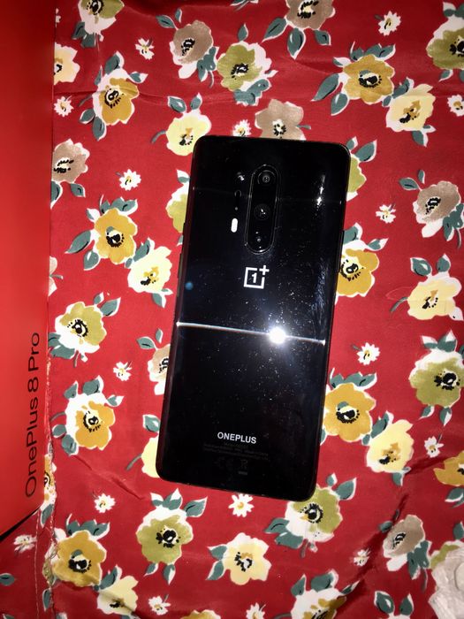 One Plus 8 Pro , 8+8/128gb: 4 102 грн. - Смартфони / мобільні телефони ...