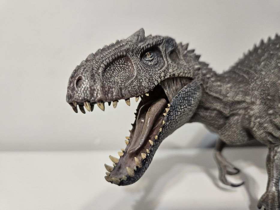 Nanmu - Indominus rex aka. Berserker rex (Jurassic World) Ząbki • OLX.pl