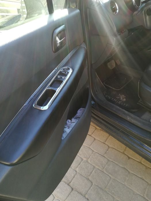 Пежо 3008 офіційно куплений в Україні. Або обмін з доплатою!: 8 000 ...